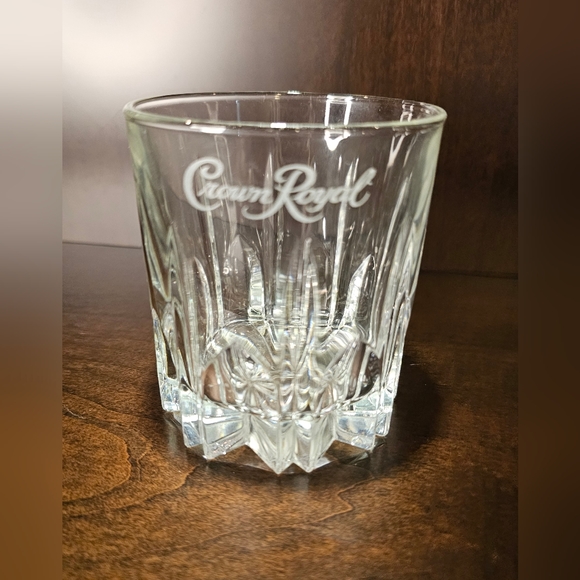 crown royal | Dining | Crown Royal Starburst Cut Rocks Glass | Poshmark